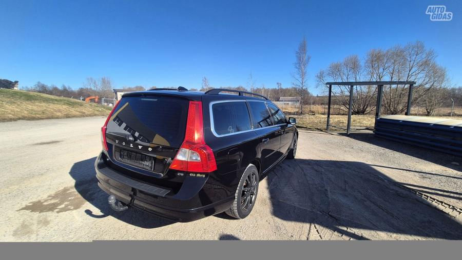 Volvo V70 2008 Kretinga, ar dzinēja tilpumu 2.40 L un nobraukumu 309 tūkst. km par 4300 €, foto 4 vietnē AUTOMOTO.COM.LV