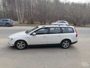 Volvo V70 2008 in Vilnius, with an engine capacity of 2.00 L and mileage of 323 thousand km for 950 €, photo 4 on AUTOMOTO.COM.LV
