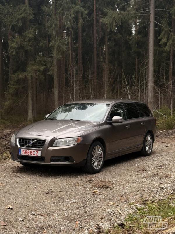 Volvo V70 2008 Mažeikiai, ar dzinēja tilpumu 2.40 L un nobraukumu 460 tūkst. km par 3480 €, foto 1 vietnē AUTOMOTO.COM.LV