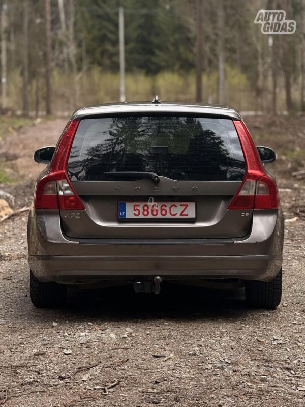 Volvo V70 2008 Mažeikiai, ar dzinēja tilpumu 2.40 L un nobraukumu 460 tūkst. km par 3480 €, foto 5 vietnē AUTOMOTO.COM.LV