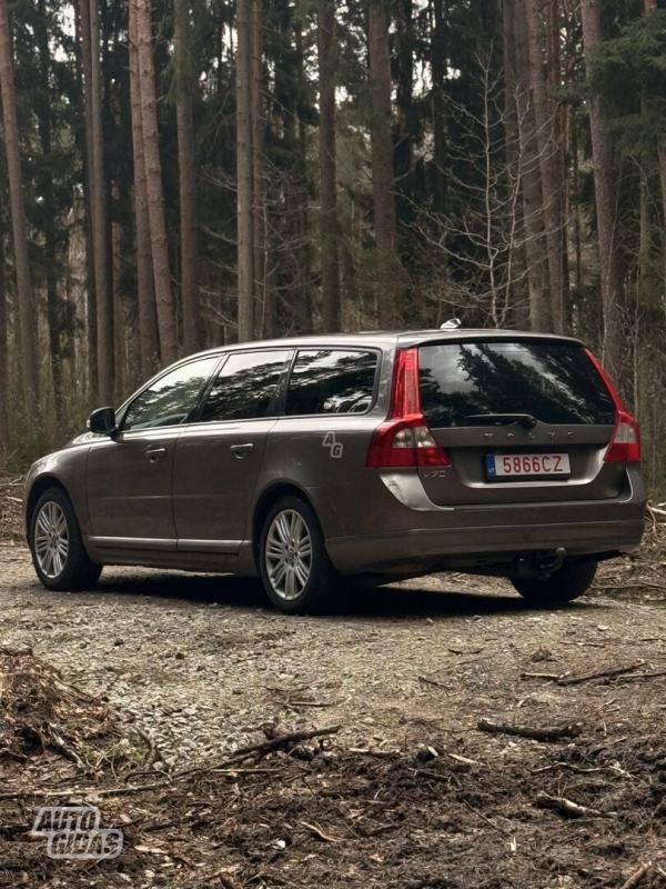 Volvo V70 2008 Mažeikiai, ar dzinēja tilpumu 2.40 L un nobraukumu 460 tūkst. km par 3480 €, foto 6 vietnē AUTOMOTO.COM.LV