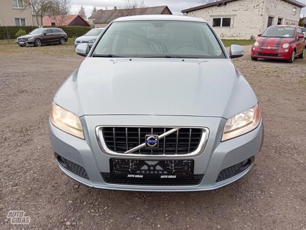 Volvo V70 2008 Šakiai, ar dzinēja tilpumu 2.00 L un nobraukumu 321 tūkst. km par 3400 €, foto 2 vietnē AUTOMOTO.COM.LV