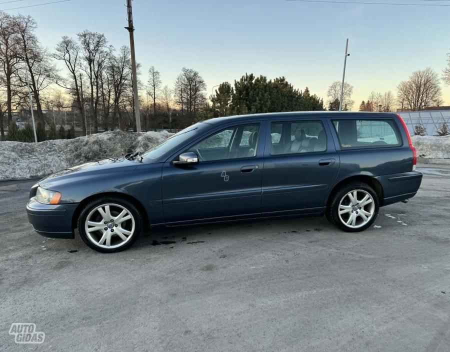 Volvo V70 2008 Mažeikiai, ar dzinēja tilpumu 2.00 L un nobraukumu 420 tūkst. km par 1700 €, foto 1 vietnē AUTOMOTO.COM.LV
