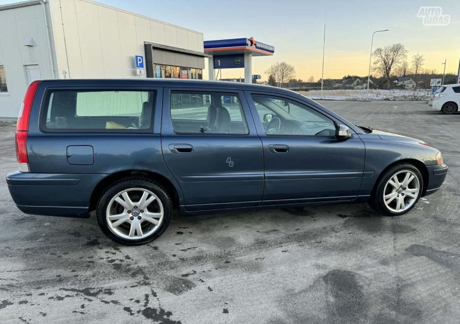Volvo V70 2008 Mažeikiai, ar dzinēja tilpumu 2.00 L un nobraukumu 420 tūkst. km par 1700 €, foto 3 vietnē AUTOMOTO.COM.LV