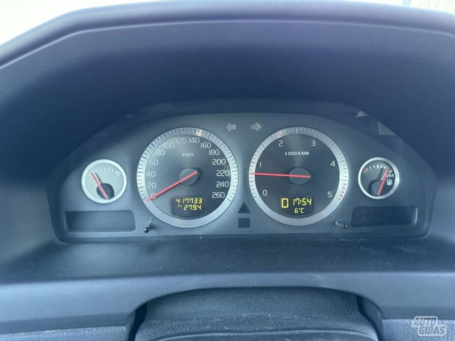 Volvo V70 2008 Mažeikiai, ar dzinēja tilpumu 2.00 L un nobraukumu 420 tūkst. km par 1700 €, foto 8 vietnē AUTOMOTO.COM.LV