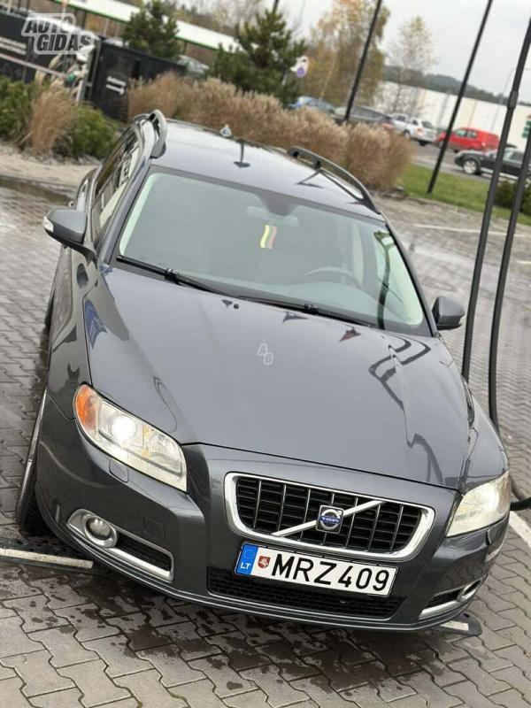 Volvo V70 2008 Viļņa, ar dzinēja tilpumu 2.40 L un nobraukumu 517 tūkst. km par 1850 €, foto 2 vietnē AUTOMOTO.COM.LV