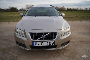 Volvo V70 2008 in Vilkaviskis, with an engine capacity of 2.00 L and mileage of 304 thousand km for 2800 €, photo  on AUTOMOTO.COM.LV