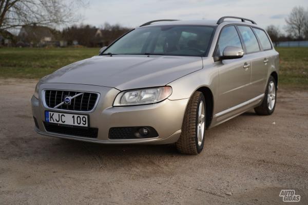 Volvo V70 2008 in Vilkaviskis, with an engine capacity of 2.00 L and mileage of 304 thousand km for 2800 €, photo 4 on AUTOMOTO.COM.LV
