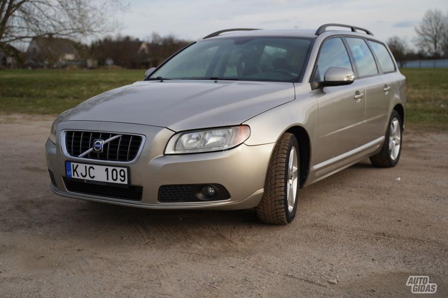 Volvo V70 2008 in Vilkaviskis, with an engine capacity of 2.00 L and mileage of 304 thousand km for 2800 €, photo 5 on AUTOMOTO.COM.LV