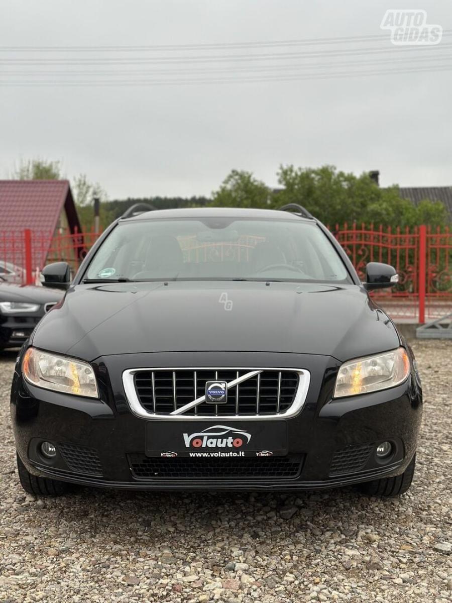 Volvo V70 2008 Pabradė, ar dzinēja tilpumu 2.40 L un nobraukumu 290 tūkst. km par 4950 €, foto 4 vietnē AUTOMOTO.COM.LV