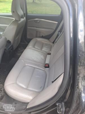 Volvo V70 2008 in Vilnius, with an engine capacity of 2.40 L and mileage of 289 thousand km for 2900 €, photo 4 on AUTOMOTO.COM.LV
