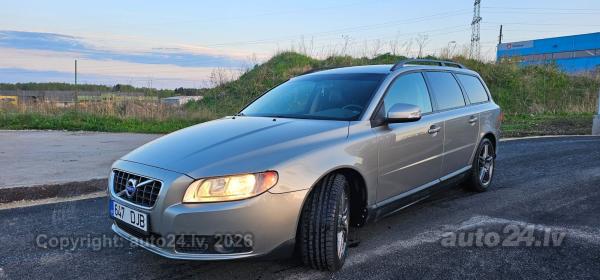 Volvo V70 2008 Mardu, ar dzinēja tilpumu 2.40 L un nobraukumu 275 tūkst. km par 5500 €, foto 1 vietnē AUTOMOTO.COM.LV