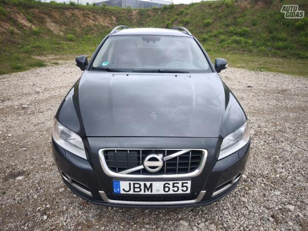 Volvo V70 2008 Viļņa, ar dzinēja tilpumu 3.00 L un nobraukumu 436 tūkst. km par 2500 €, foto 3 vietnē AUTOMOTO.COM.LV