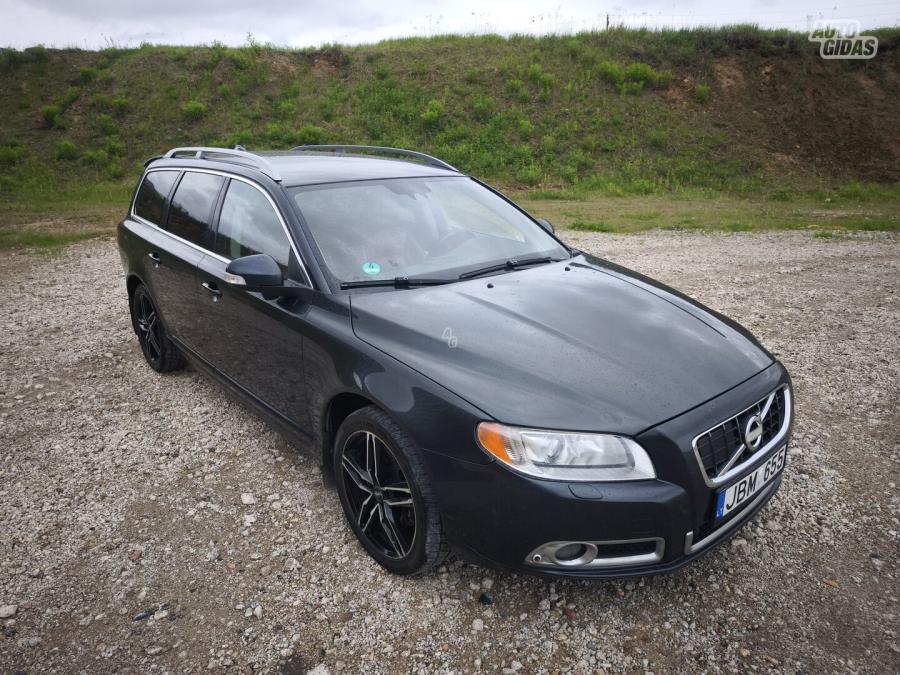 Volvo V70 2008 Viļņa, ar dzinēja tilpumu 3.00 L un nobraukumu 436 tūkst. km par 2500 €, foto 6 vietnē AUTOMOTO.COM.LV