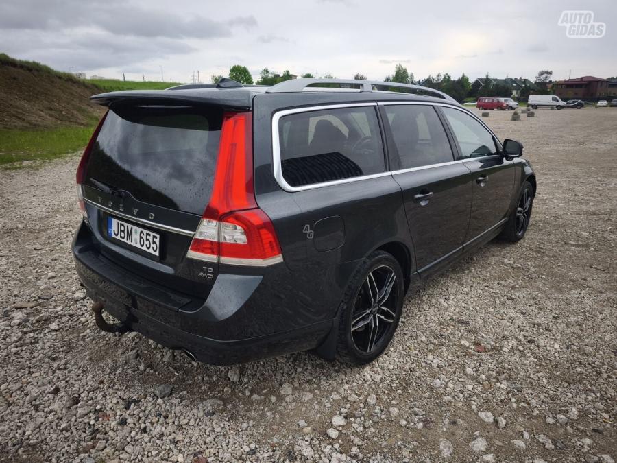 Volvo V70 2008 Viļņa, ar dzinēja tilpumu 3.00 L un nobraukumu 436 tūkst. km par 2500 €, foto 7 vietnē AUTOMOTO.COM.LV