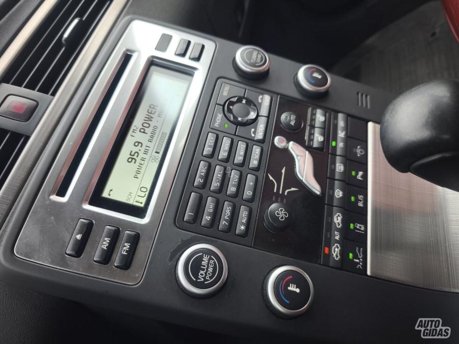 Volvo V70 2008 Viļņa, ar dzinēja tilpumu 3.00 L un nobraukumu 436 tūkst. km par 2500 €, foto 15 vietnē AUTOMOTO.COM.LV