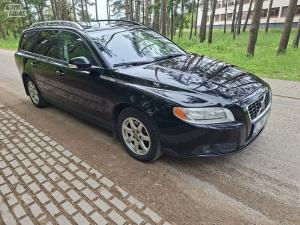 Volvo V70 2008 in Ukmerge, with an engine capacity of 2.40 L and mileage of 295 thousand km for 3750 €, photo  on AUTOMOTO.COM.LV