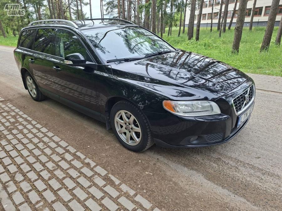 Вольво В70 2008 в Укмерге, объемом двигателя 2.40 л и пробегом 295 тыс. км за 3750 €, фото 1 на AUTOMOTO.COM.LV