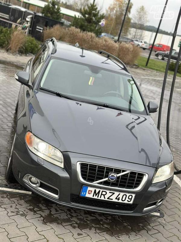 Volvo V70 2008 Viļņa, ar dzinēja tilpumu 2.40 L un nobraukumu 517 tūkst. km par 1680 €, foto 1 vietnē AUTOMOTO.COM.LV