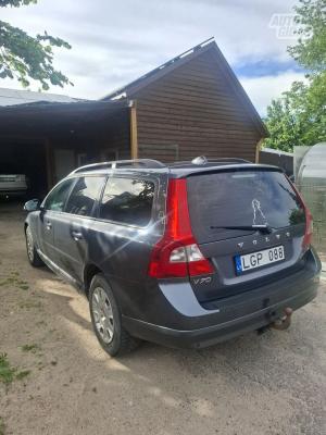 Volvo V70 2008 in Kaisiadorys, with an engine capacity of 2.40 L and mileage of 430 thousand km for 3000 €, photo 5 on AUTOMOTO.COM.LV