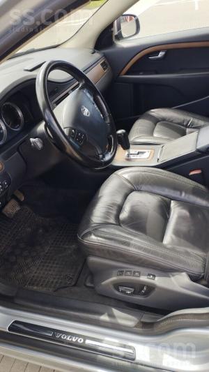Volvo V70 2008 Rēzekne, ar dzinēja tilpumu 2.40 L un nobraukumu 338 tūkst. km par 4850 €, foto 7 vietnē AUTOMOTO.COM.LV