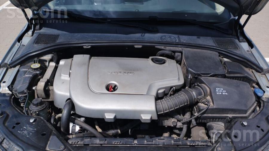 Volvo V70 2008 Rēzekne, ar dzinēja tilpumu 2.40 L un nobraukumu 338 tūkst. km par 4850 €, foto 22 vietnē AUTOMOTO.COM.LV