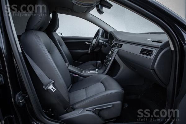 Volvo V70 2008 Rīga, ar dzinēja tilpumu 2.40 L un nobraukumu 0 tūkst. km par 2990 €, foto 11 vietnē AUTOMOTO.COM.LV