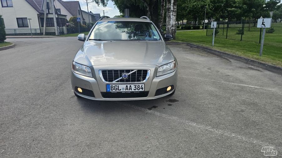 Volvo V70 2008 Kazlų Rūda, ar dzinēja tilpumu 2.00 L un nobraukumu 380 tūkst. km par 2999 €, foto 9 vietnē AUTOMOTO.COM.LV