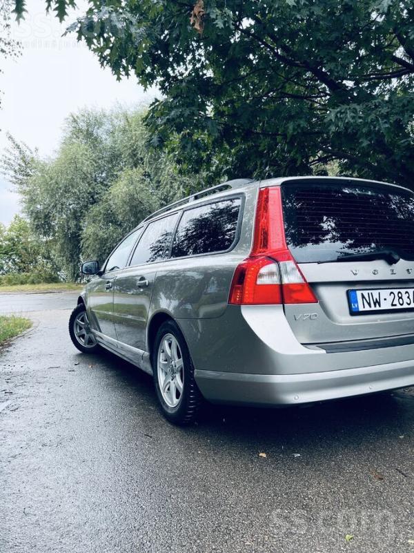 Volvo V70 2008 in Riga, with an engine capacity of 2.40 L and mileage of 0 thousand km for 4700 €, photo 1 on AUTOMOTO.COM.LV