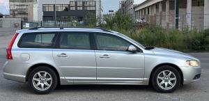 Volvo V70 2008 in Vilnius, with an engine capacity of 2.40 L and mileage of 367 thousand km for 3500 €, photo 5 on AUTOMOTO.COM.LV