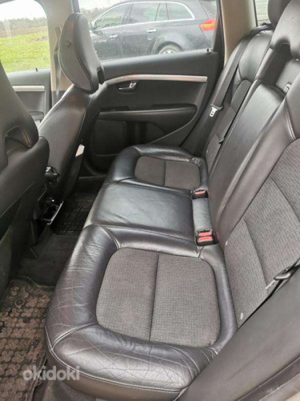 Volvo V70 2008 Keila, ar dzinēja tilpumu 24.00 L un nobraukumu 298 tūkst. km par 4800 €, foto 4 vietnē AUTOMOTO.COM.LV