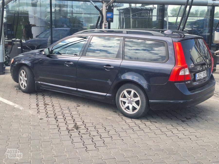 Volvo V70 2008 Viļņa, ar dzinēja tilpumu 2.50 L un nobraukumu 400 tūkst. km par 1700 €, foto 8 vietnē AUTOMOTO.COM.LV