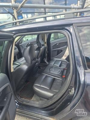 Volvo V70 2008 Viļņa, ar dzinēja tilpumu 2.50 L un nobraukumu 400 tūkst. km par 1700 €, foto 13 vietnē AUTOMOTO.COM.LV