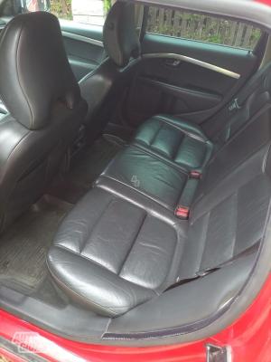 Volvo V70 2008 in Jurbarkas, with an engine capacity of 2.40 L and mileage of 359 thousand km for 3000 €, photo 9 on AUTOMOTO.COM.LV