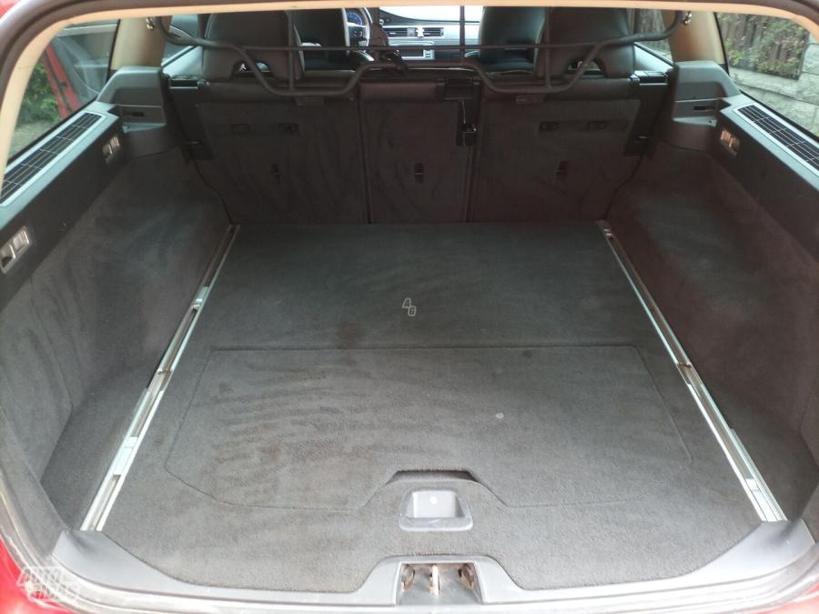 Volvo V70 2008 in Jurbarkas, with an engine capacity of 2.40 L and mileage of 359 thousand km for 3000 €, photo 12 on AUTOMOTO.COM.LV