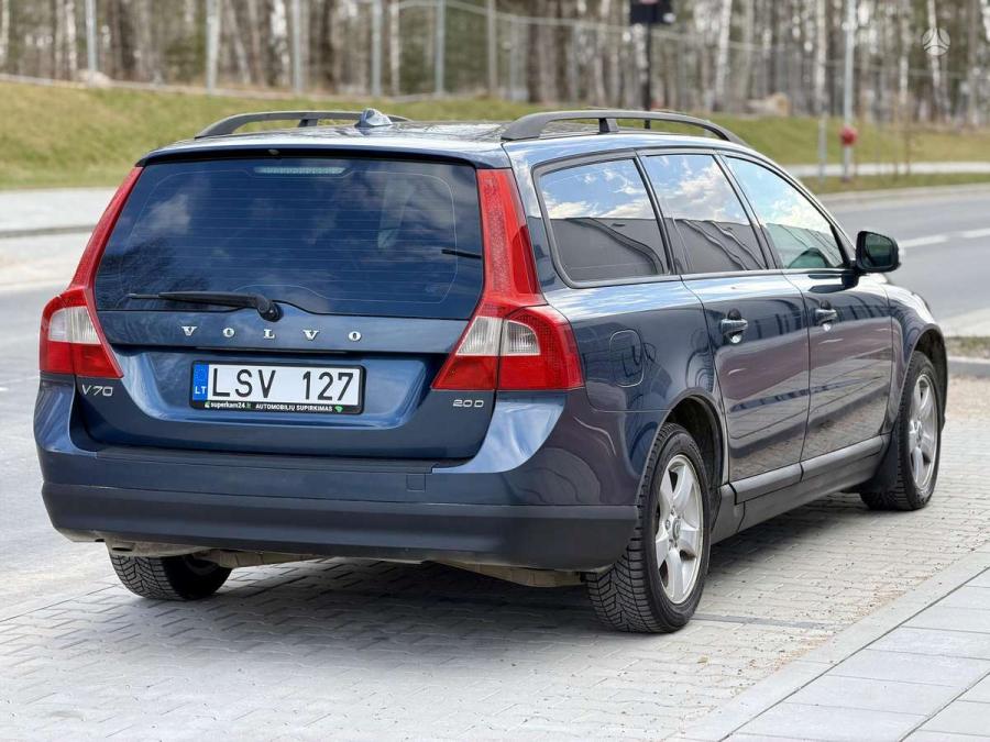 Volvo V70 2008 in Vilnius, with an engine capacity of 2.00 L and mileage of 350 thousand km for 2650 €, photo 18 on AUTOMOTO.COM.LV