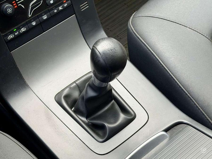 Volvo V70 2008 in Vilnius, with an engine capacity of 2.00 L and mileage of 350 thousand km for 2650 €, photo 42 on AUTOMOTO.COM.LV
