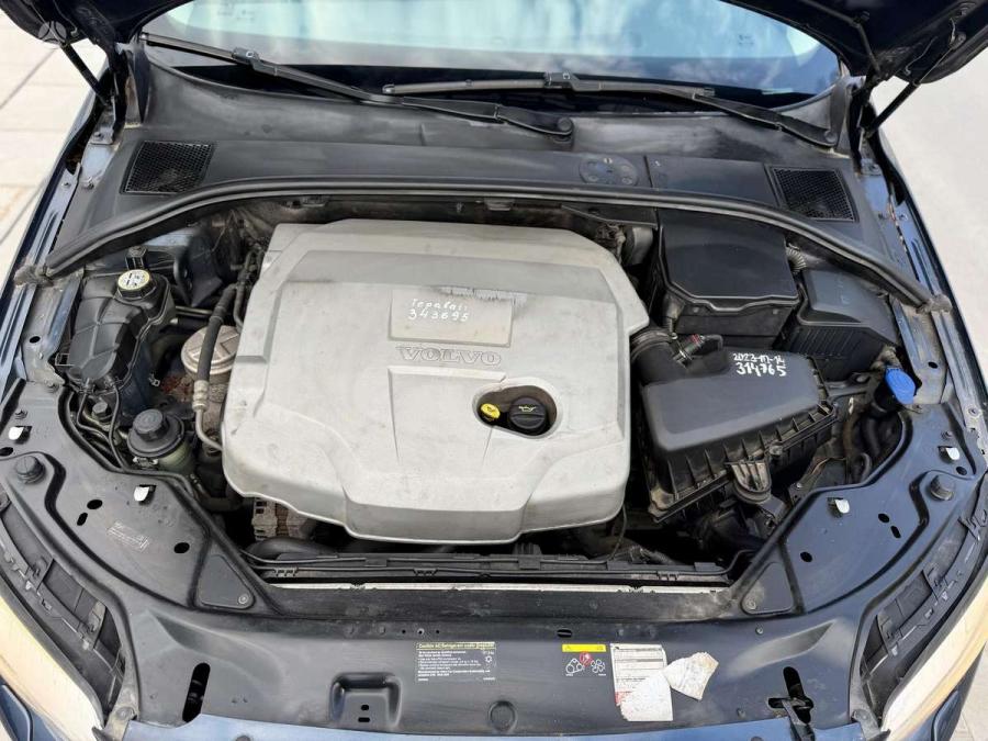 Volvo V70 2008 in Vilnius, with an engine capacity of 2.00 L and mileage of 350 thousand km for 2650 €, photo 56 on AUTOMOTO.COM.LV
