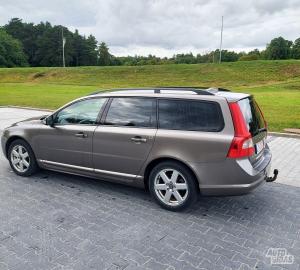 Volvo V70 2008 Jurbarkas, ar dzinēja tilpumu 2.40 L un nobraukumu 344 tūkst. km par 1900 €, foto  vietnē AUTOMOTO.COM.LV