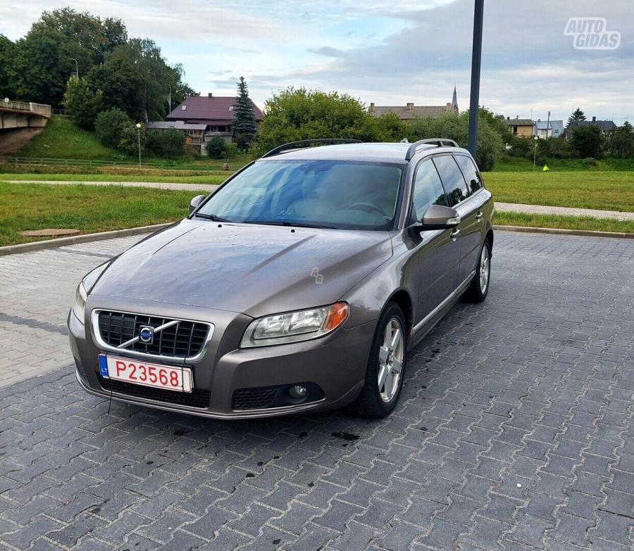 Volvo V70 2008 in Jurbarkas, with an engine capacity of 2.40 L and mileage of 344 thousand km for 1900 €, photo 4 on AUTOMOTO.COM.LV