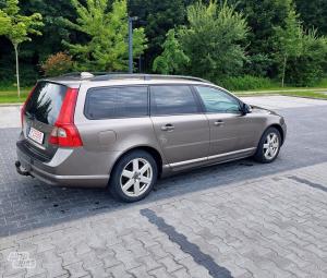 Volvo V70 2008 in Jurbarkas, with an engine capacity of 2.40 L and mileage of 344 thousand km for 1900 €, photo 7 on AUTOMOTO.COM.LV