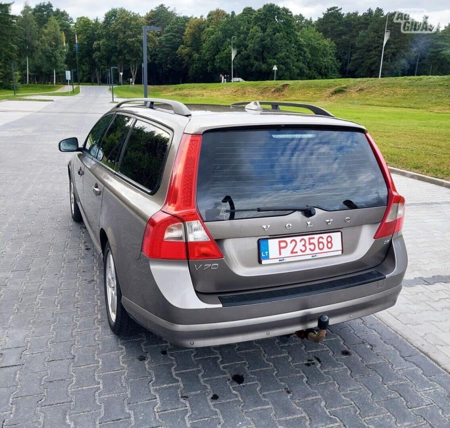 Volvo V70 2008 in Jurbarkas, with an engine capacity of 2.40 L and mileage of 344 thousand km for 1900 €, photo 9 on AUTOMOTO.COM.LV