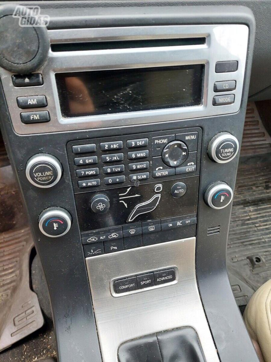 Volvo V70 2008 in Jurbarkas, with an engine capacity of 2.40 L and mileage of 344 thousand km for 1900 €, photo 17 on AUTOMOTO.COM.LV