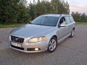 Volvo V70 2008 in Siauliai, with an engine capacity of 2.40 L and mileage of 0 thousand km for 2950 €, photo 10 on AUTOMOTO.COM.LV