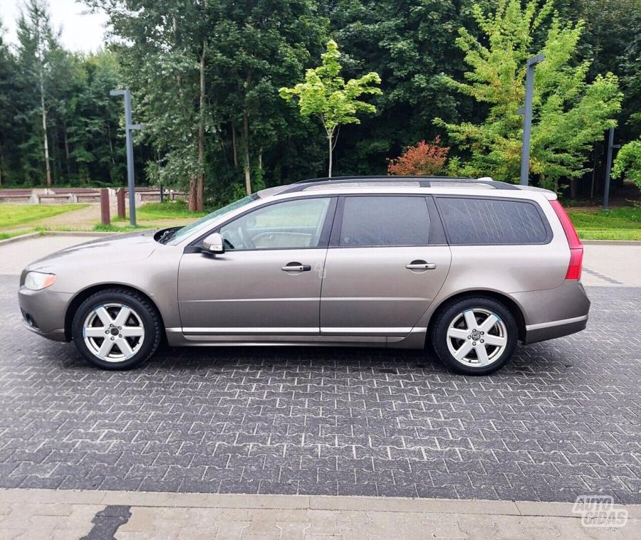 Volvo V70 2008 Jurbarkas, ar dzinēja tilpumu 2.40 L un nobraukumu 343 tūkst. km par 2300 €, foto 5 vietnē AUTOMOTO.COM.LV