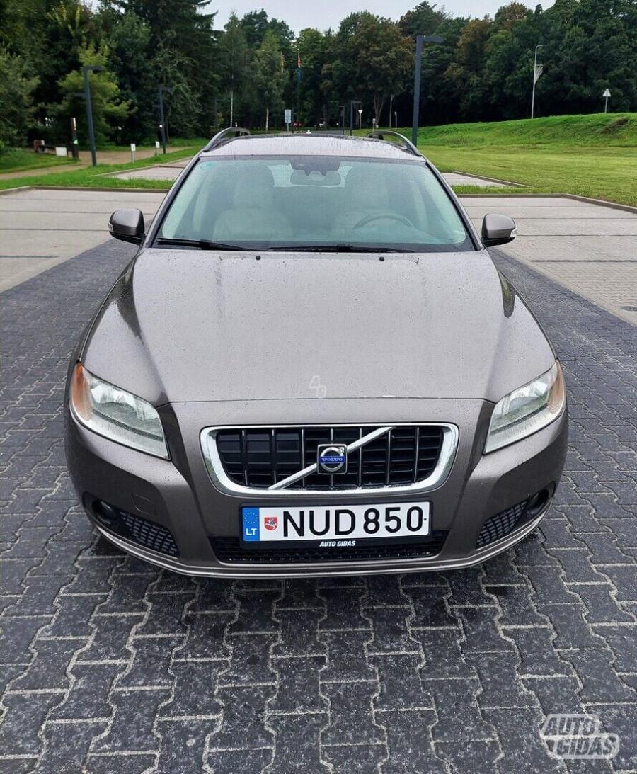 Volvo V70 2008 Jurbarkas, ar dzinēja tilpumu 2.40 L un nobraukumu 343 tūkst. km par 2300 €, foto 7 vietnē AUTOMOTO.COM.LV