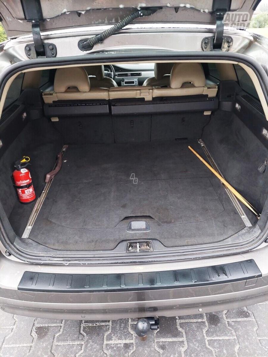 Volvo V70 2008 Jurbarkas, ar dzinēja tilpumu 2.40 L un nobraukumu 343 tūkst. km par 2300 €, foto 15 vietnē AUTOMOTO.COM.LV