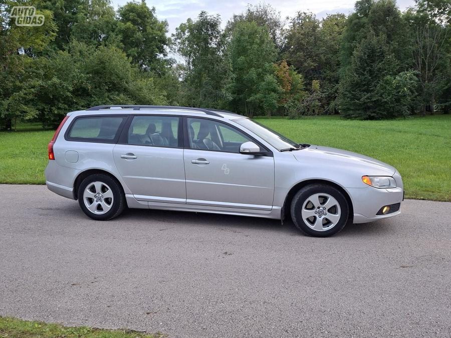 Volvo V70 2008 Šauļi, ar dzinēja tilpumu 2.40 L un nobraukumu 0 tūkst. km par 2800 €, foto 3 vietnē AUTOMOTO.COM.LV