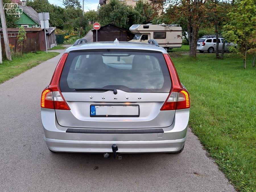 Volvo V70 2008 Šauļi, ar dzinēja tilpumu 2.40 L un nobraukumu 0 tūkst. km par 2800 €, foto 6 vietnē AUTOMOTO.COM.LV