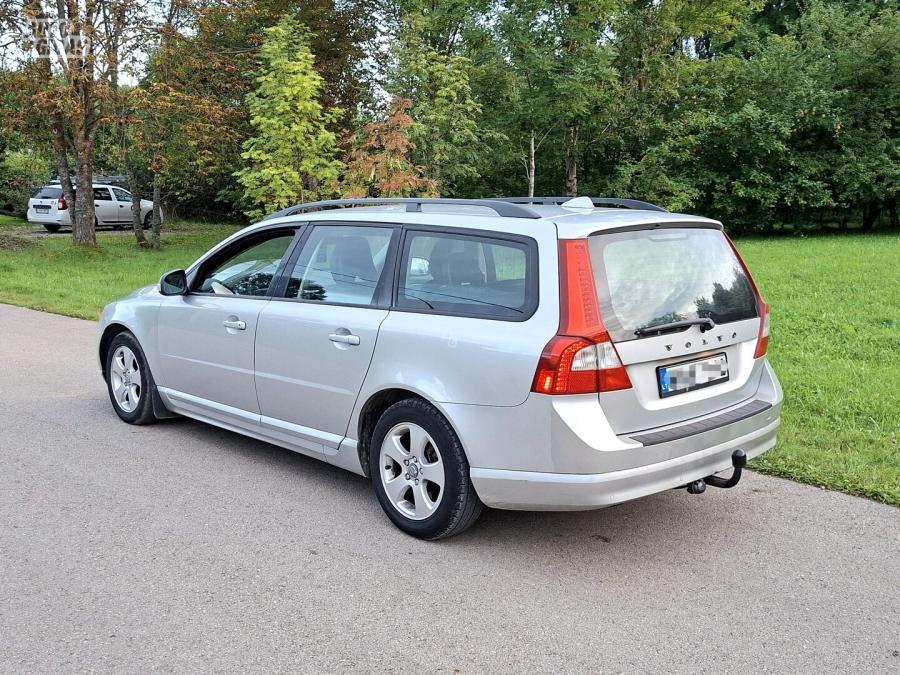 Volvo V70 2008 Šauļi, ar dzinēja tilpumu 2.40 L un nobraukumu 0 tūkst. km par 2800 €, foto 7 vietnē AUTOMOTO.COM.LV